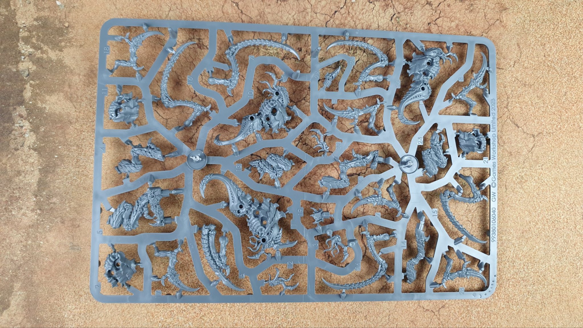 Warhammer 40,000 Leviathan Unboxing and Review – 10th Edition 40k ...