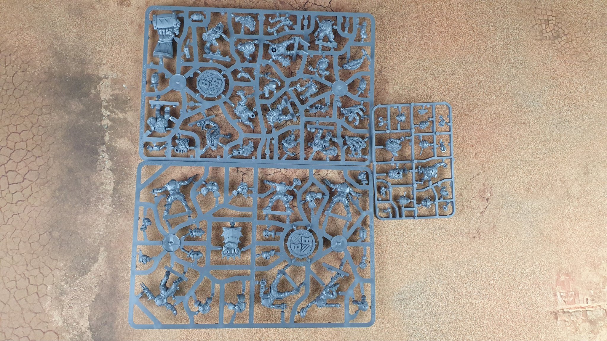 Gutter Bowl Unboxing and Review – Blood Bowl – Sprues & Brews