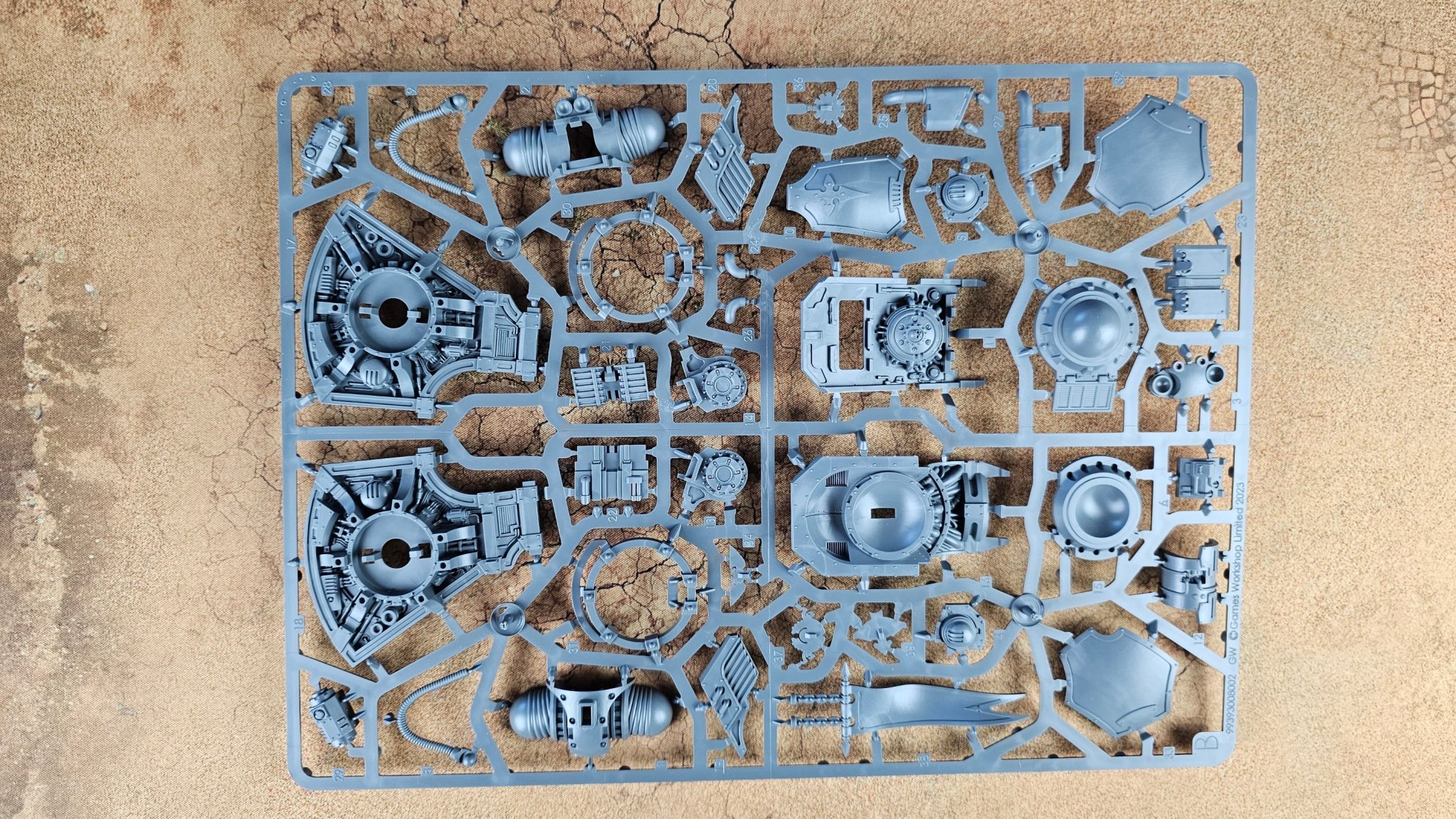 Warhammer The Horus Heresy Plastic Cerastus Knight Lancer Unboxing and ...