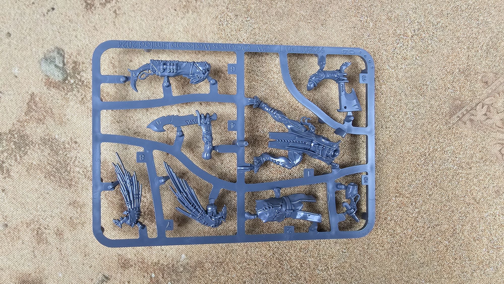 Kroot Hunting Pack Unboxing & T’au Empire Codex Review Warhammer 40k ...